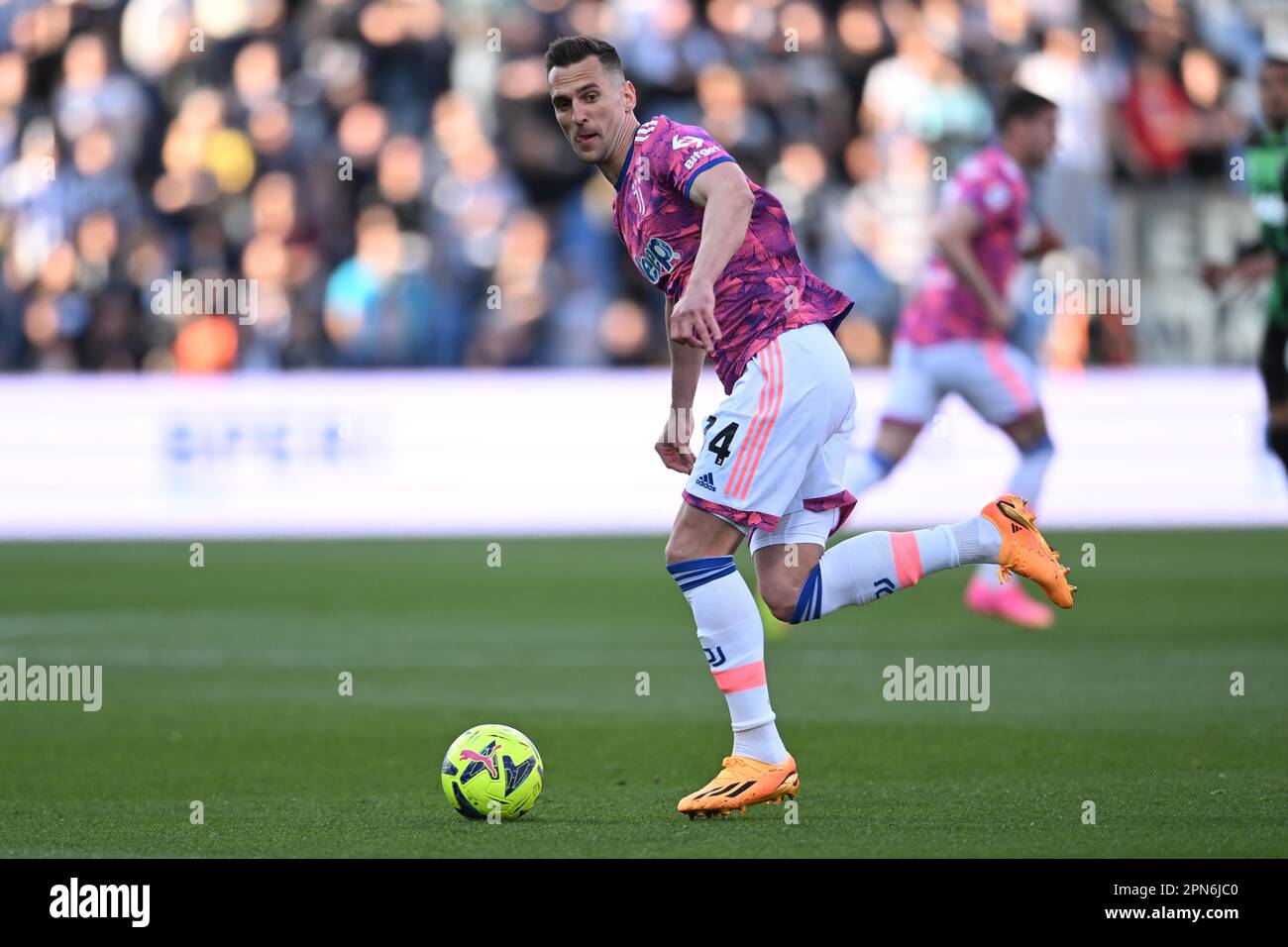 Arkadiusz milik juventus hi-res stock photography and images - Alamy Arkadiusz milik juventus hi-res stock photography and images - Alamy