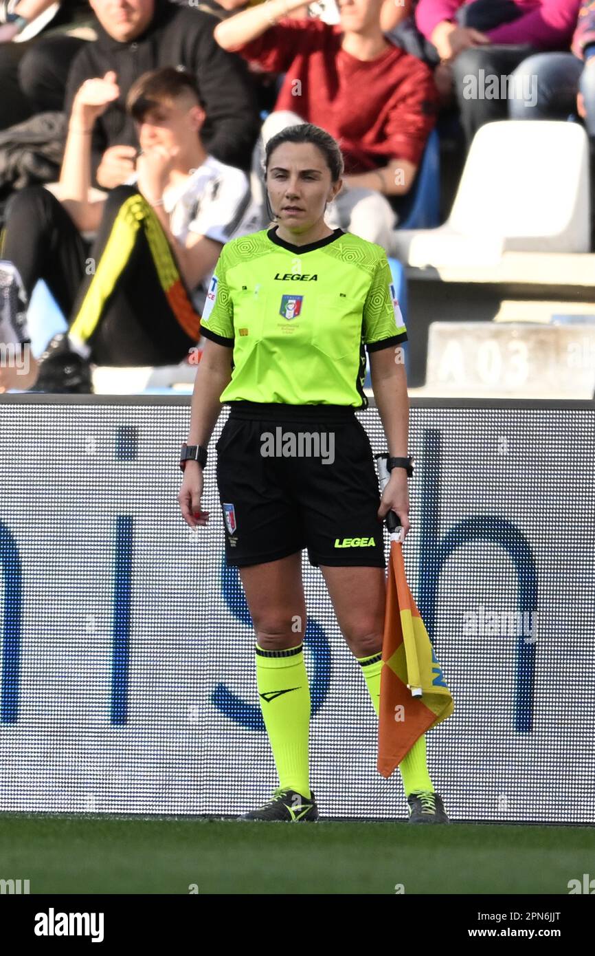 Linesman francesca di monte hi-res stock photography and images - Alamy