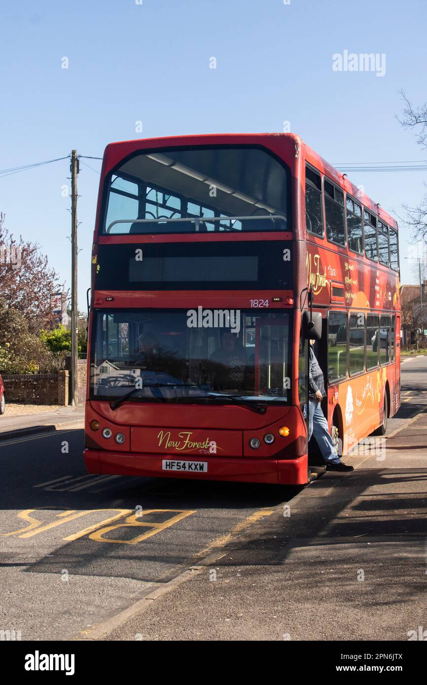 Christchurch to bournemouth bus routes hi-res stock photography and ...