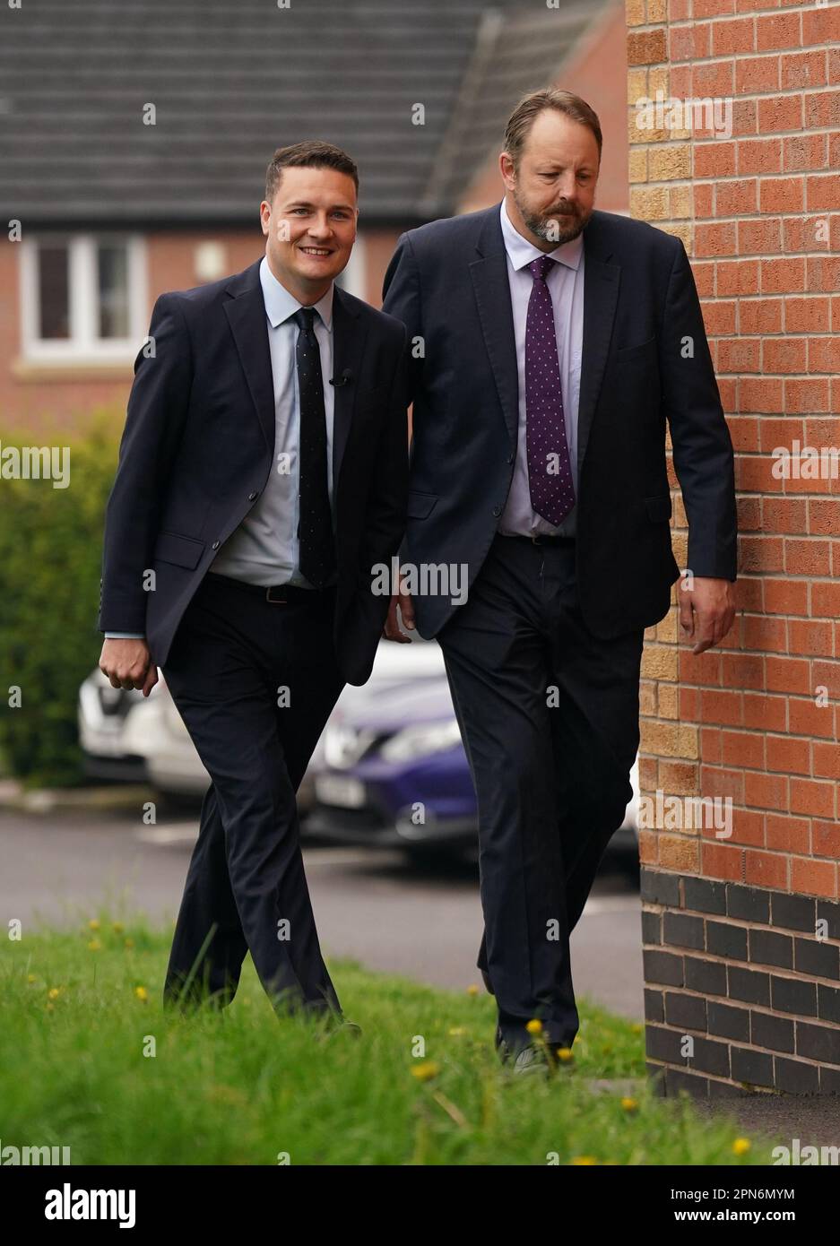 Shadow health secretary Wes Streeting (left) and Labour MP for ...