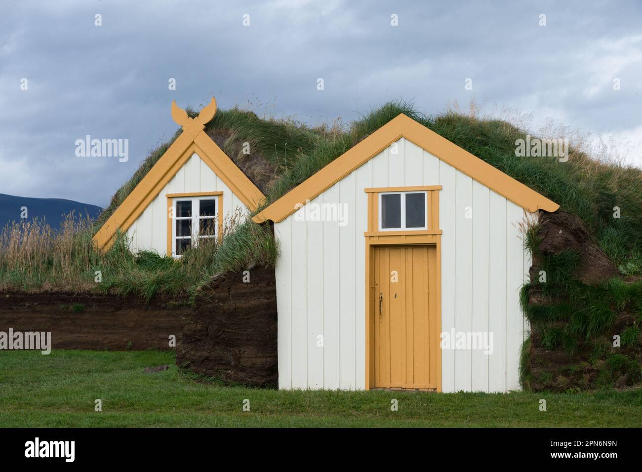 Turf farmhouse iceland hi-res stock photography and images - Alamy