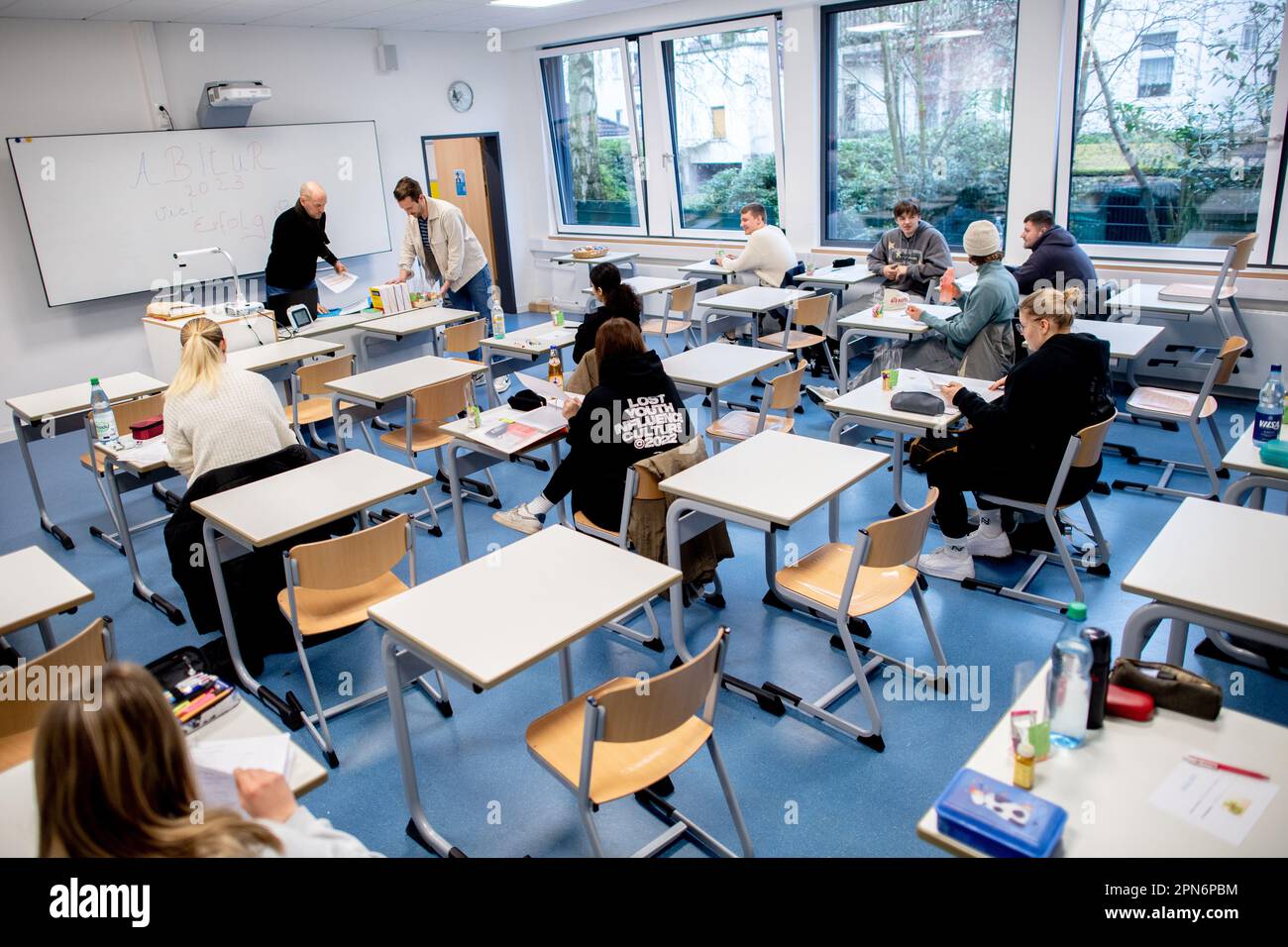 Oldenburg, Germany. 17th Apr, 2023. Students sit in a classroom at the ...