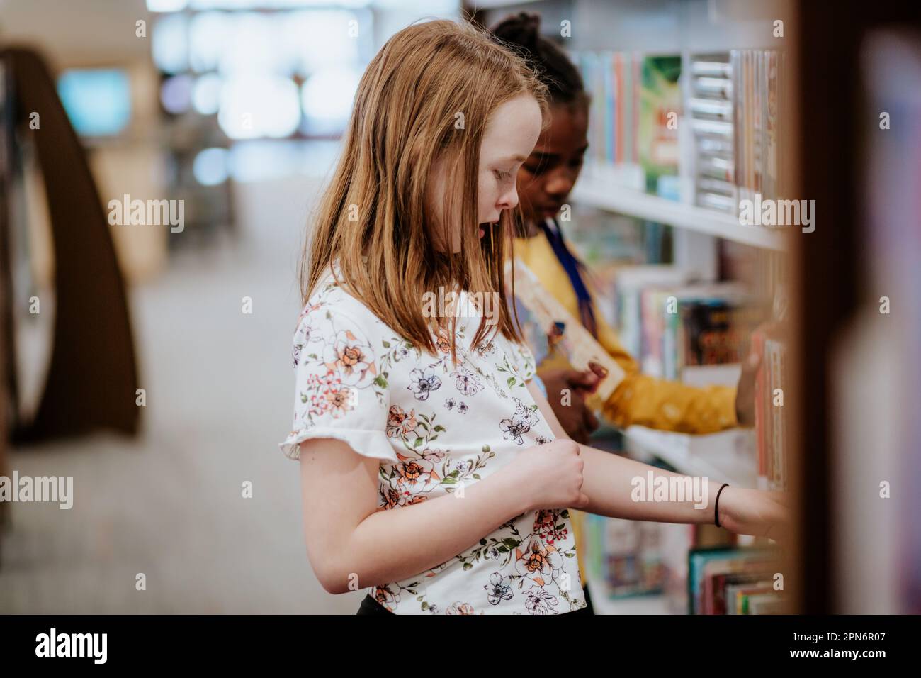 Friendship and inclusivity hi-res stock photography and images - Alamy