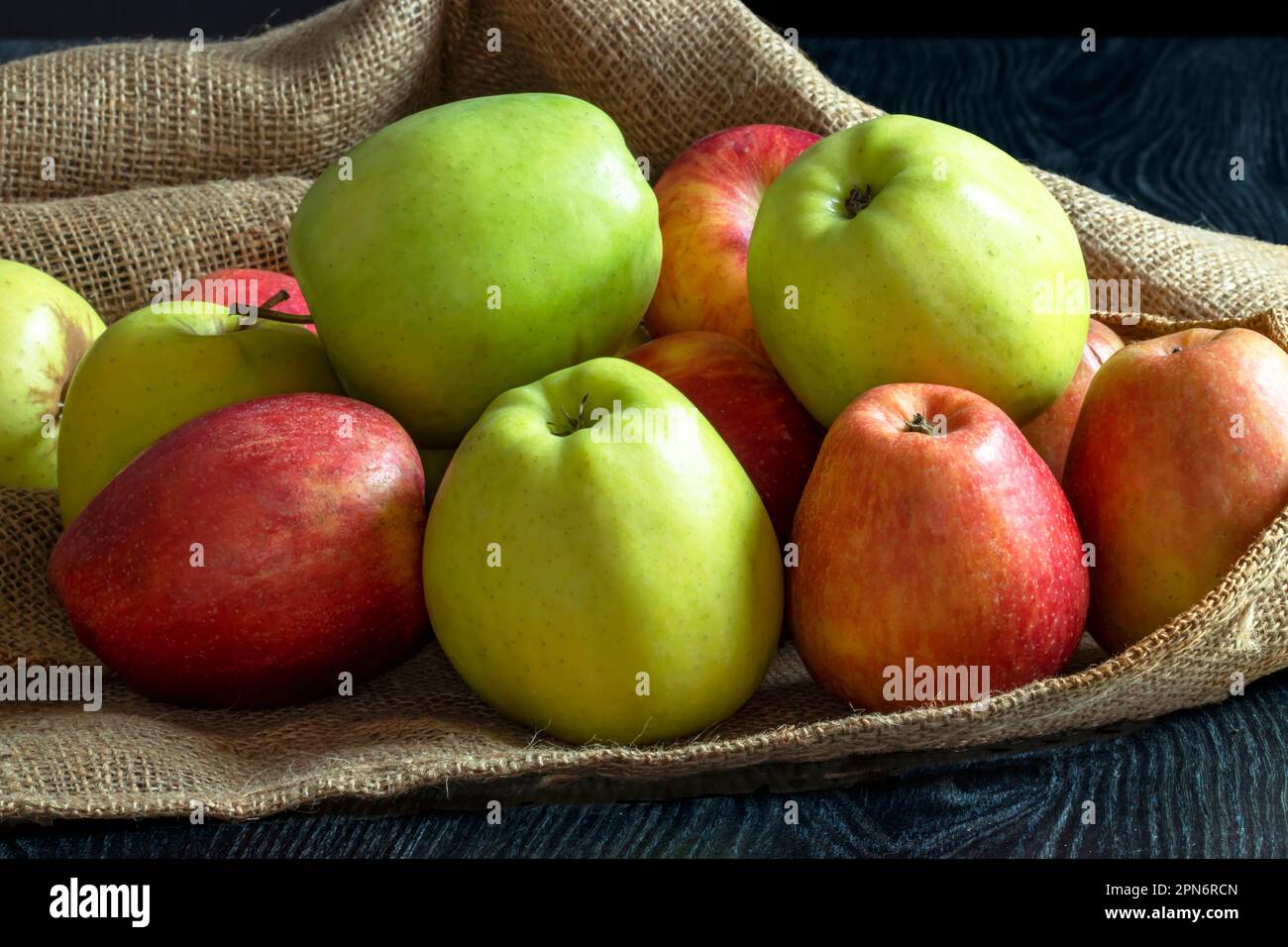 Two colored apple hi-res stock photography and images - Alamy