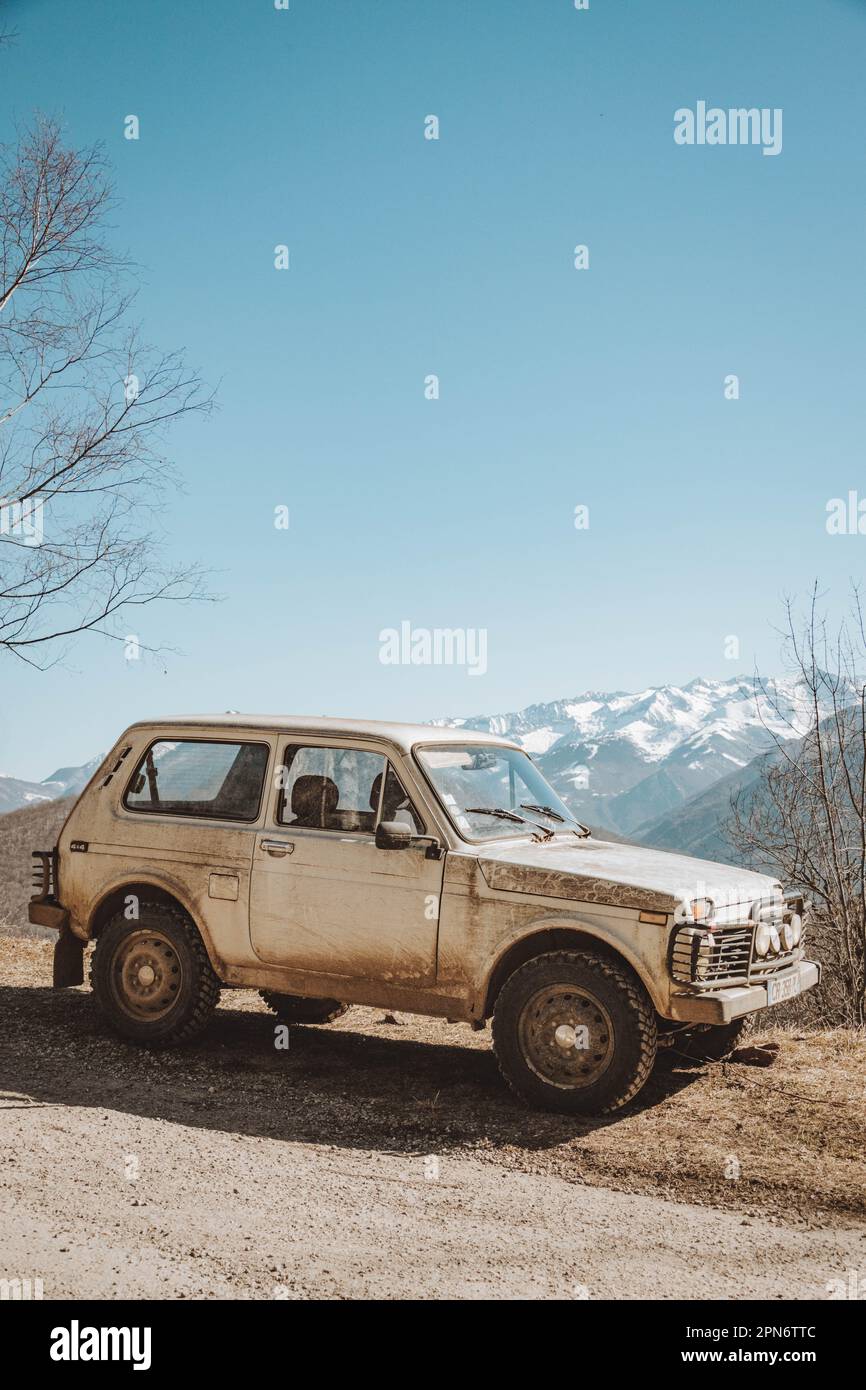 Old chain drive car hi-res stock photography and images - Alamy