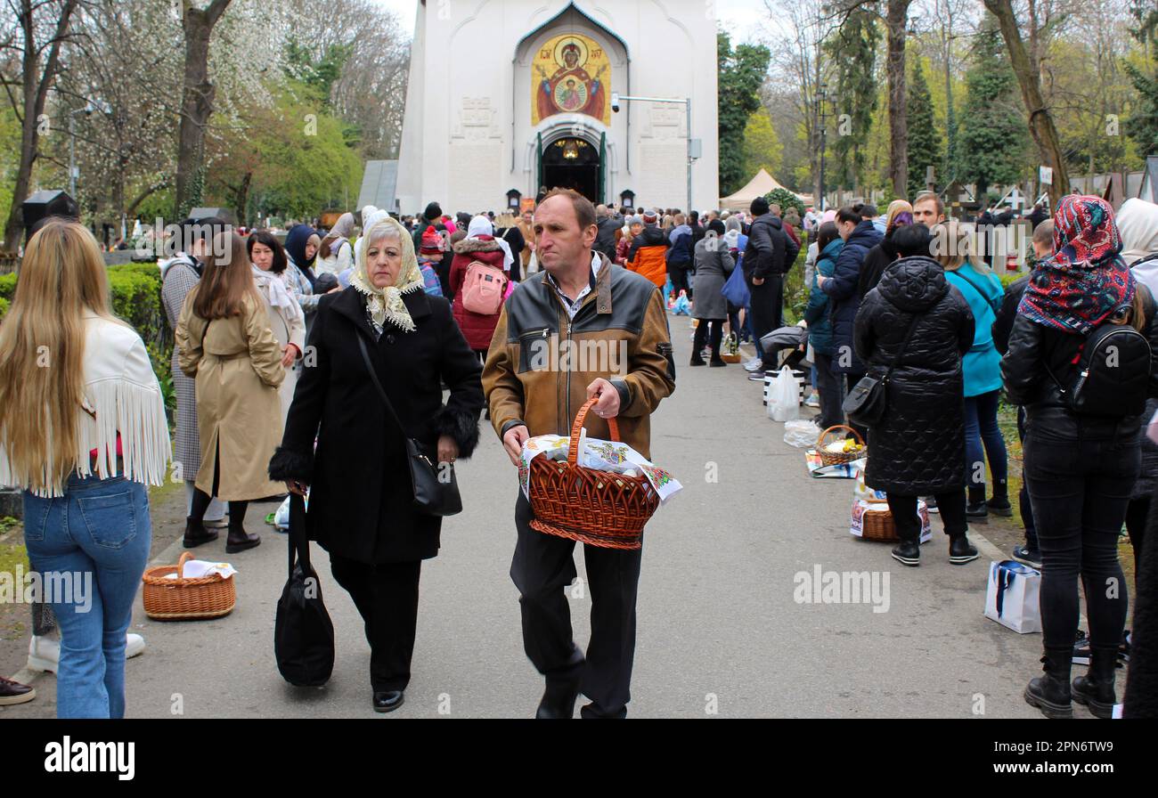 A large number of Orthodox faithful (mostly Ukrainian) celebrated the ...