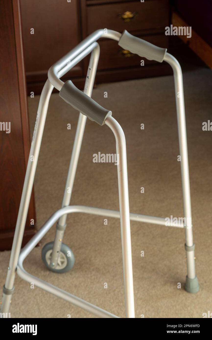 Zimmer frame hi-res stock photography and images - Alamy