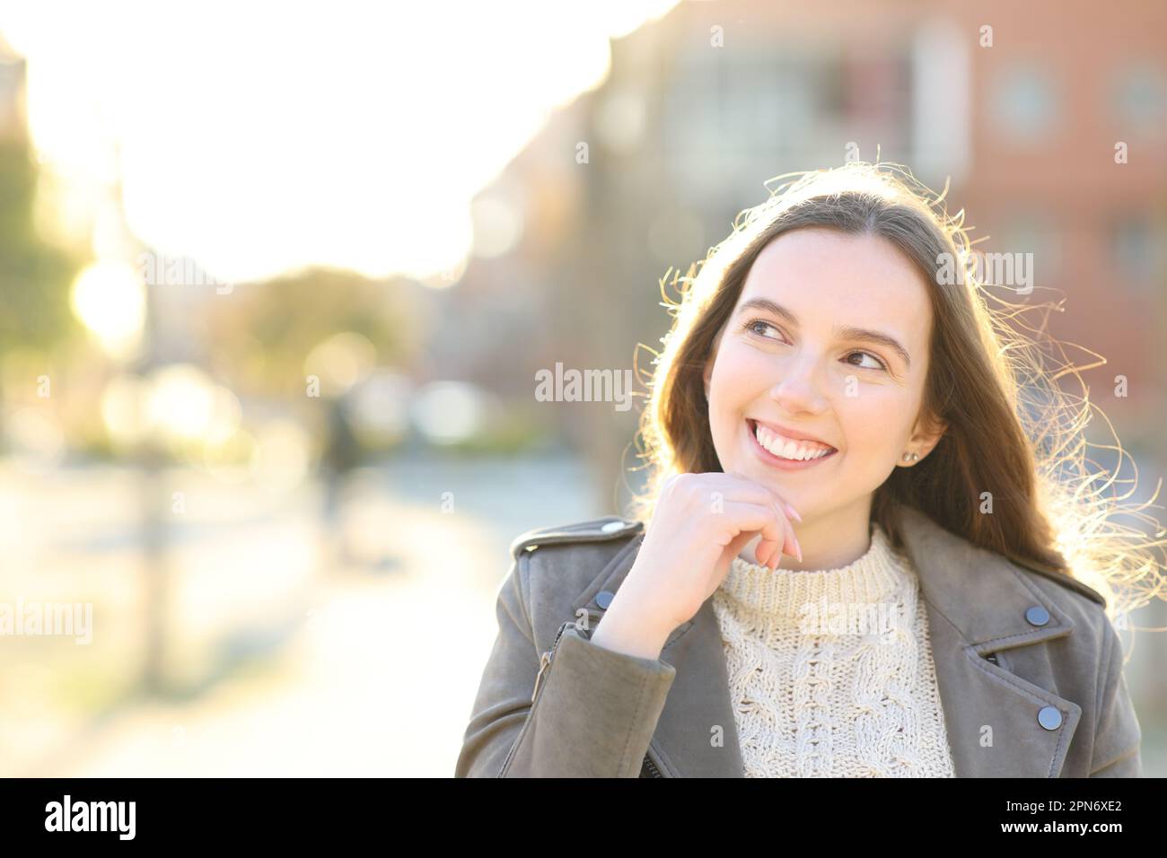 Female model standing sideways eyes hi-res stock photography and images ...
