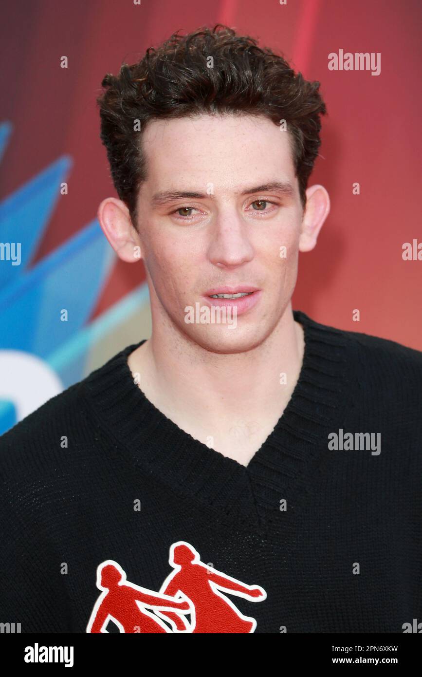 Mothering sunday josh o'connor hi-res stock photography and images - Alamy