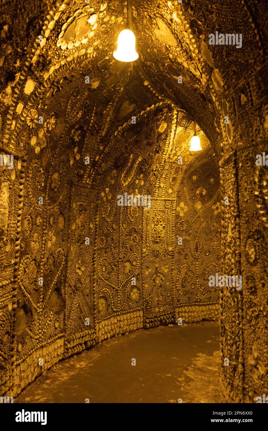 Margate shell grotto hi-res stock photography and images - Alamy