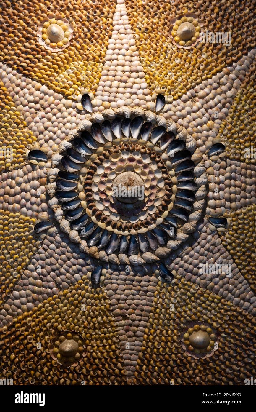 Margate shell grotto hi-res stock photography and images - Alamy