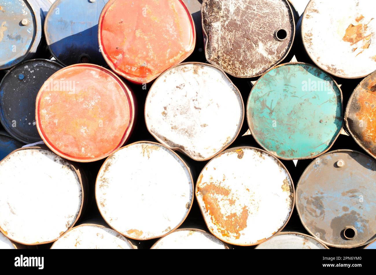 Blue oil barrel pattern hi-res stock photography and images - Alamy
