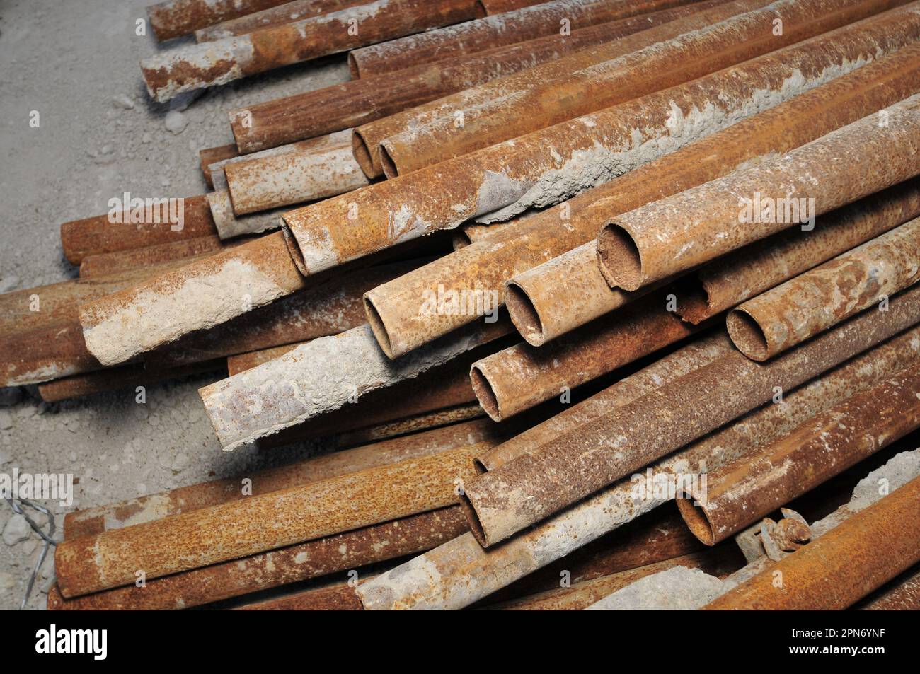 Rusty steel pipe Stock Photo - Alamy
