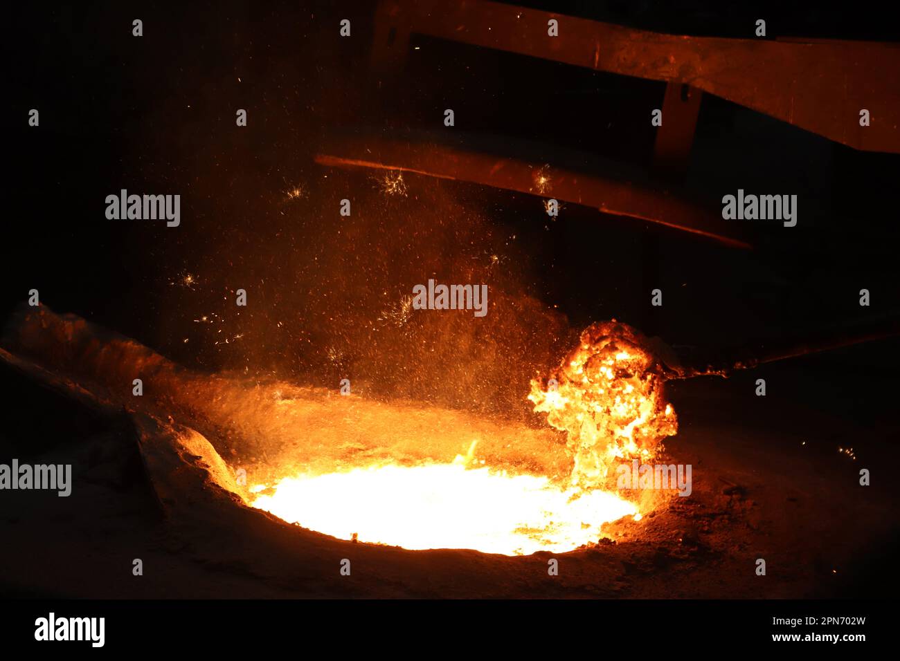 Pouring fuel fire hi-res stock photography and images - Alamy