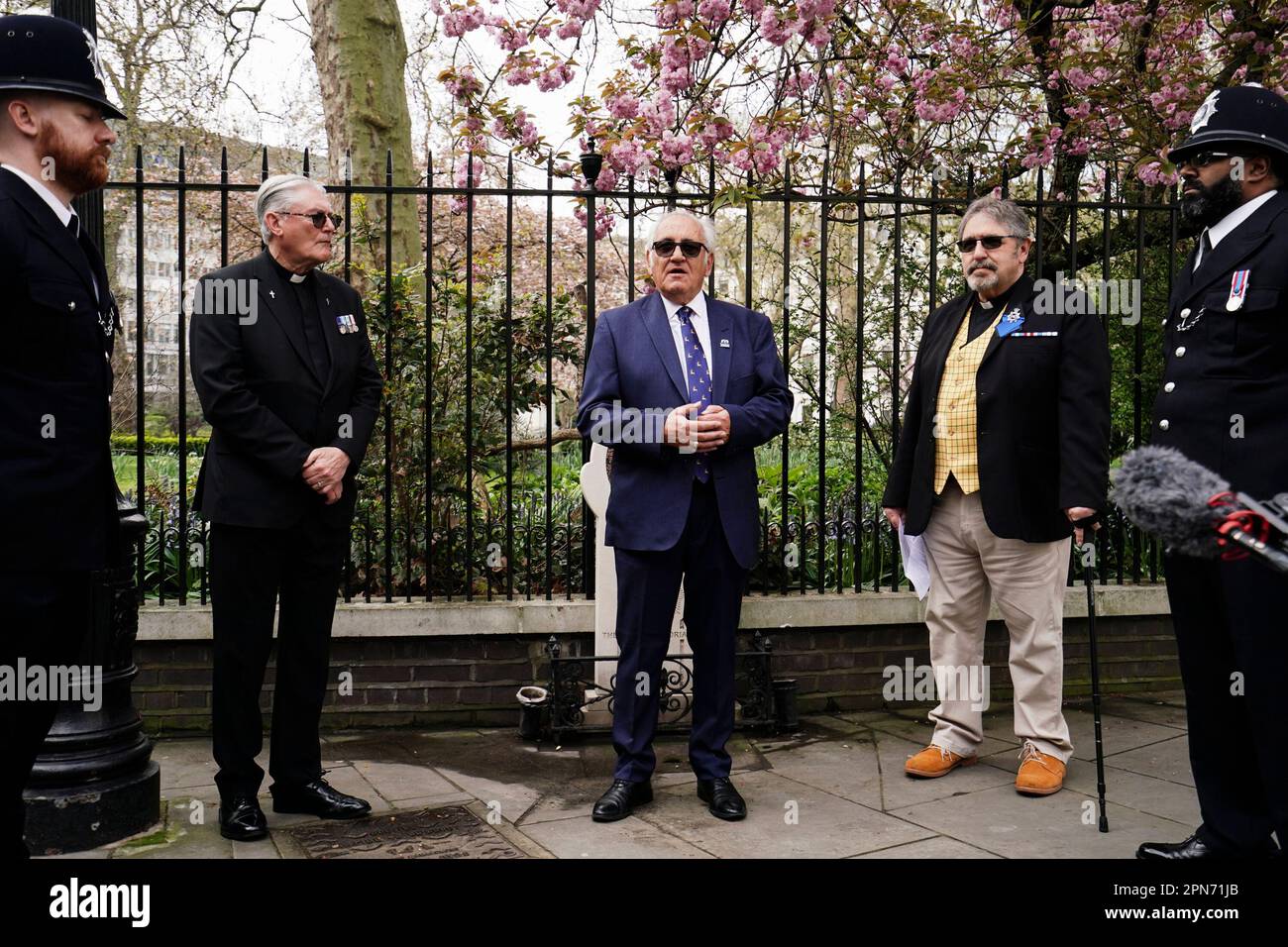 Former Metropolitan Police officer John Murray addresses the crowd ...