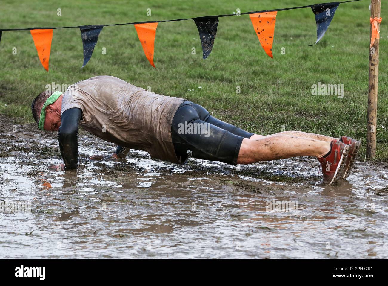 Heights press hi-res stock photography and images - Alamy