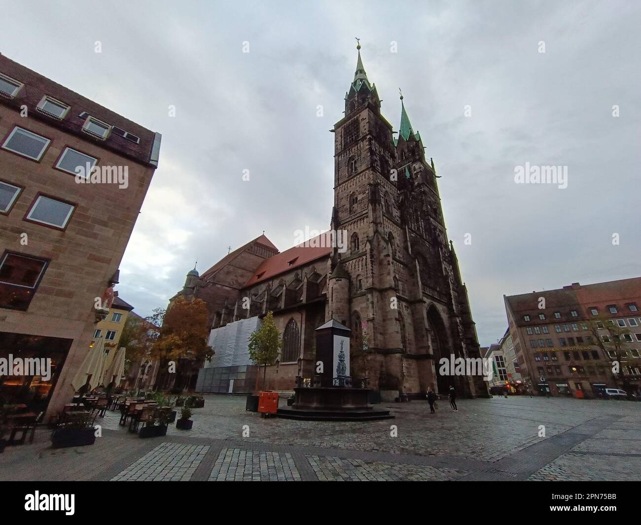 NUREMBERG, GERMANY – NOVEMBER 22, 2022: The giant Lorenzkirche also ...