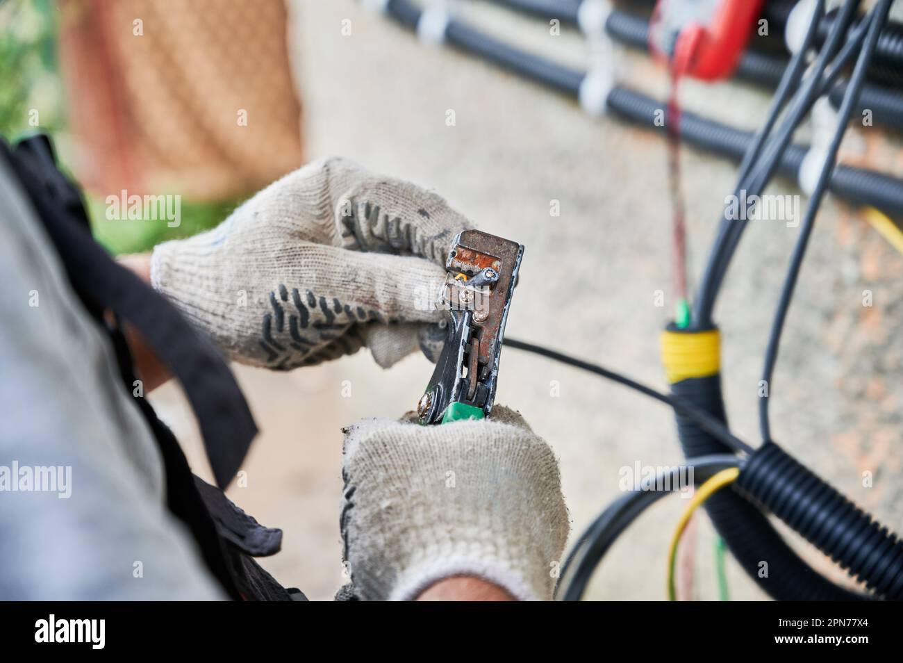 Man electrician installing solar panel system. Close up technician ...
