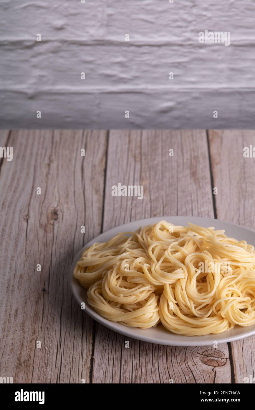 Pasta in a plate hi-res stock photography and images - Alamy
