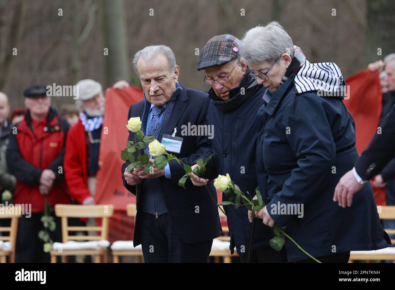 Nordhausen, Germany. 17th Apr, 2023. Survivors Jerry Wartski (m) and ...