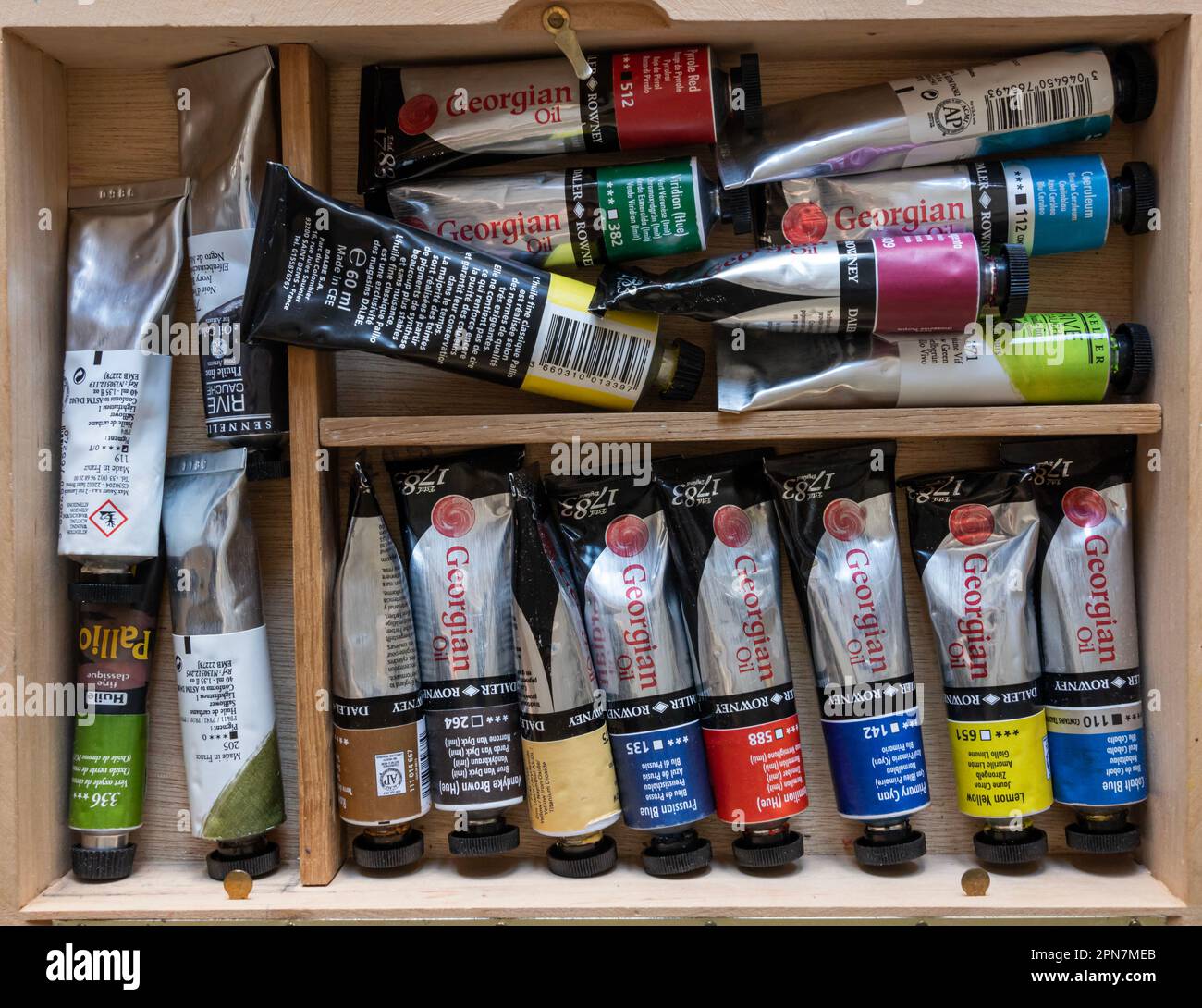 Vermilion paint hi-res stock photography and images - Alamy