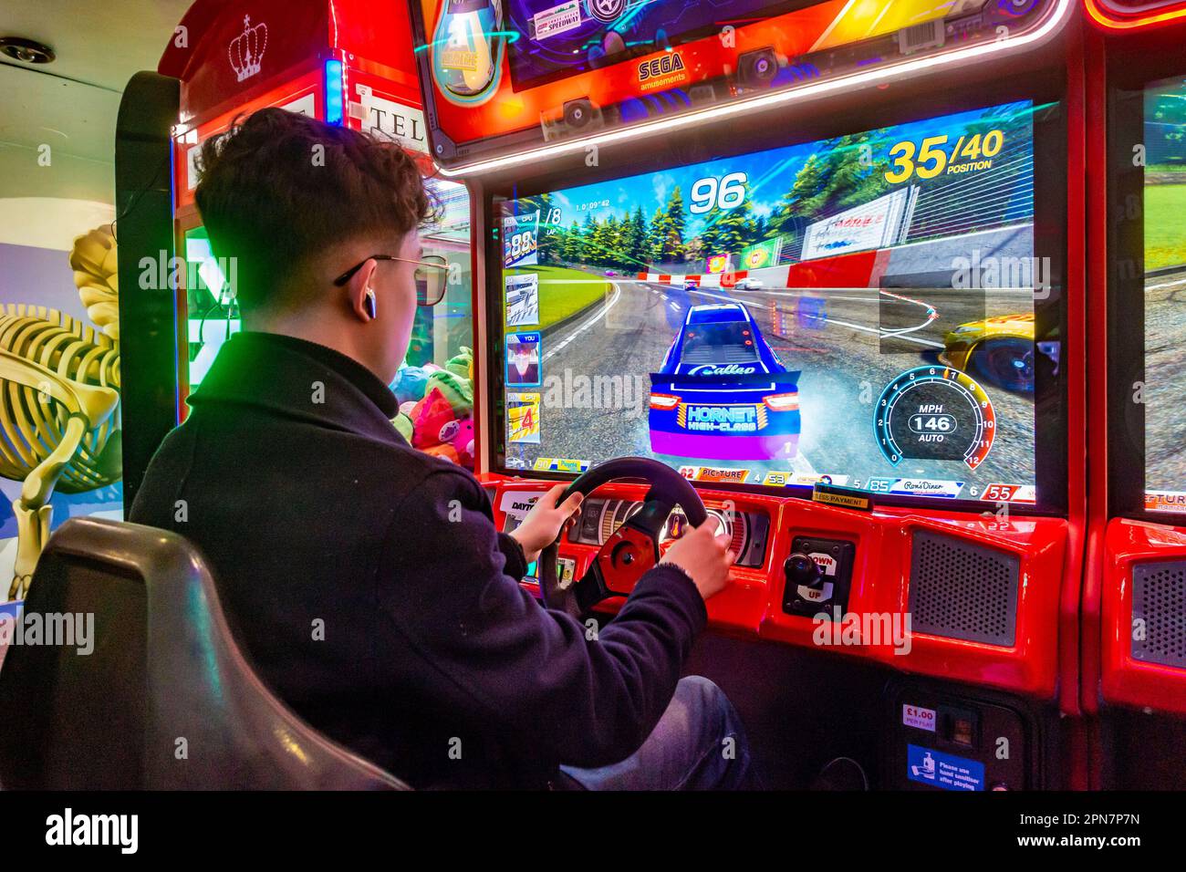 Amusement arcade game old hi-res stock photography and images - Alamy