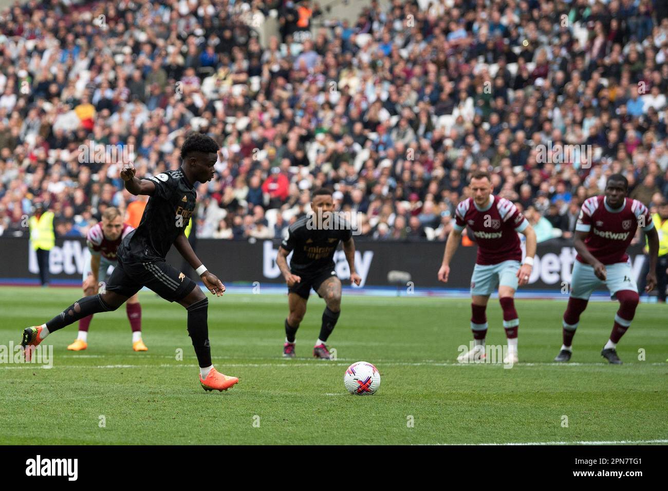 Bukayo saka arsenal 2023 hi-res stock photography and images - Alamy