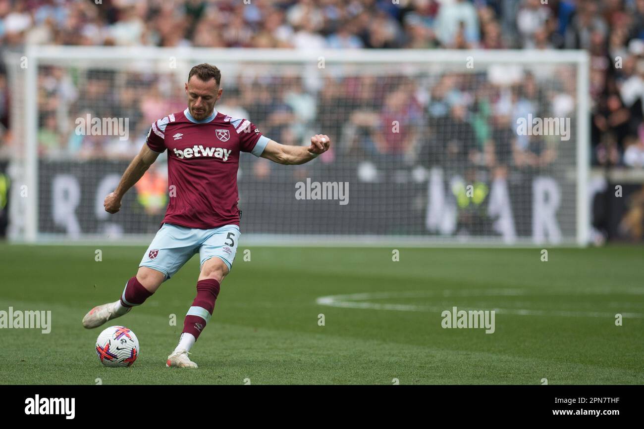 Vladimir Coufal of West Ham Utd in action. Premier League match, West ...