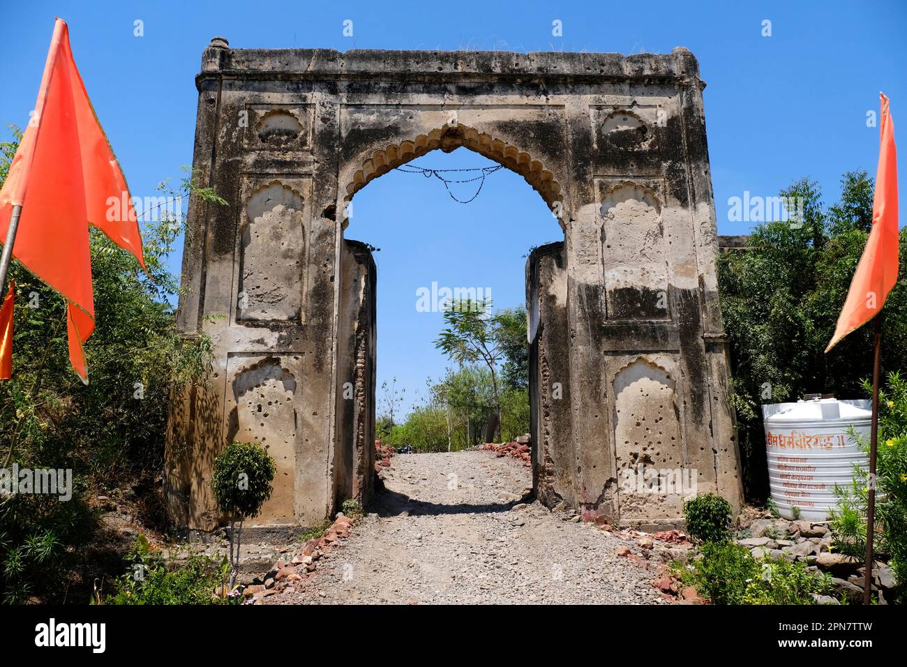 2 April 2023, Bhadurgad / Dharmaveer gad, Ruins of Bahadur Khan's ...