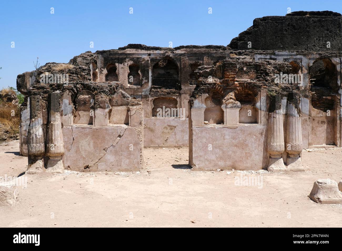 2 April 2023, Bhadurgad / Dharmaveer gad, Ruins of Bahadur Khan's ...