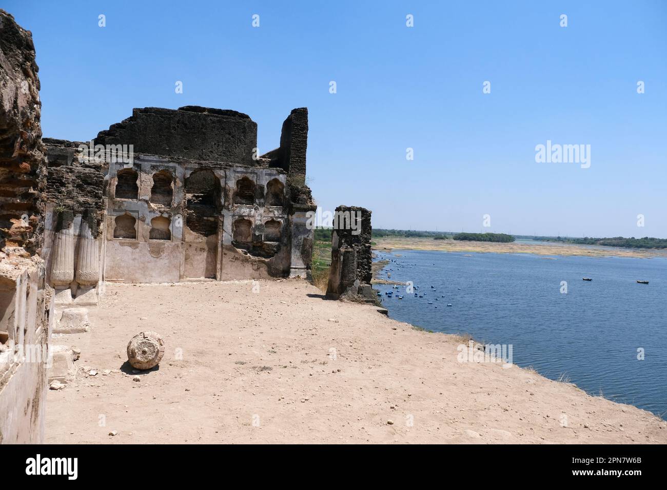 2 April 2023, Bhadurgad / Dharmaveer gad, Ruins of Bahadur Khan's ...