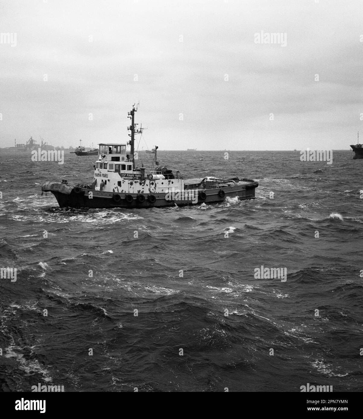 Ships pacific ocean in Black and White Stock Photos & Images - Alamy