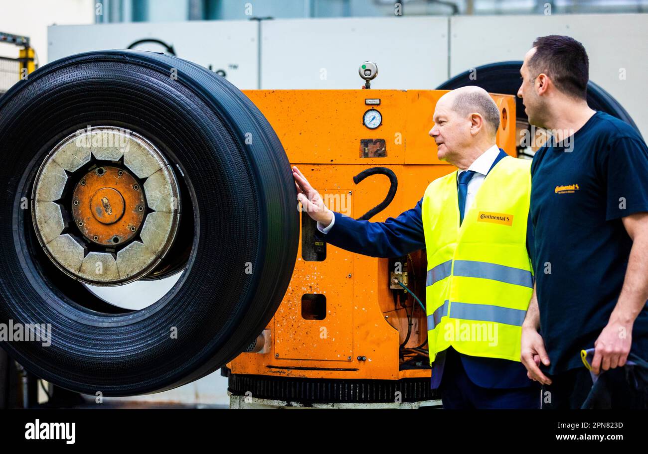 Hanover, Germany. 17th Apr, 2023. During his visit, German Chancellor ...