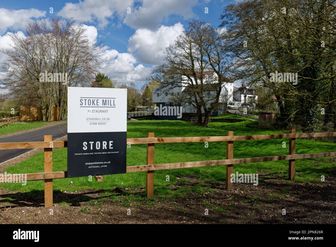 Stoke holy cross norfolk hi-res stock photography and images - Alamy