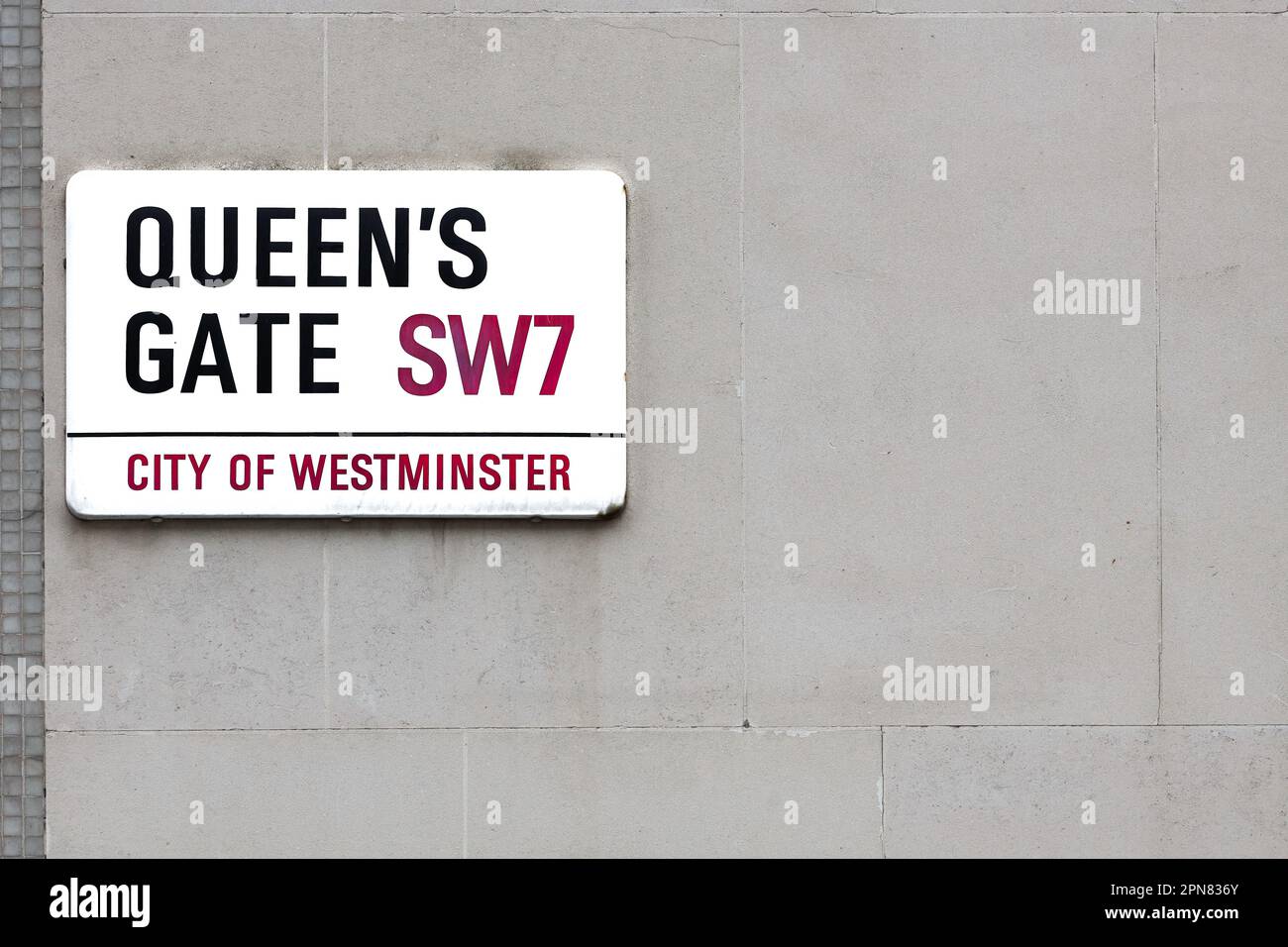 Queens gate london hi-res stock photography and images - Alamy