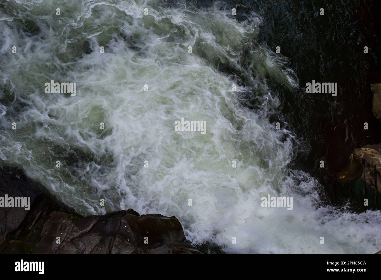 Rapid water flow hi-res stock photography and images - Alamy
