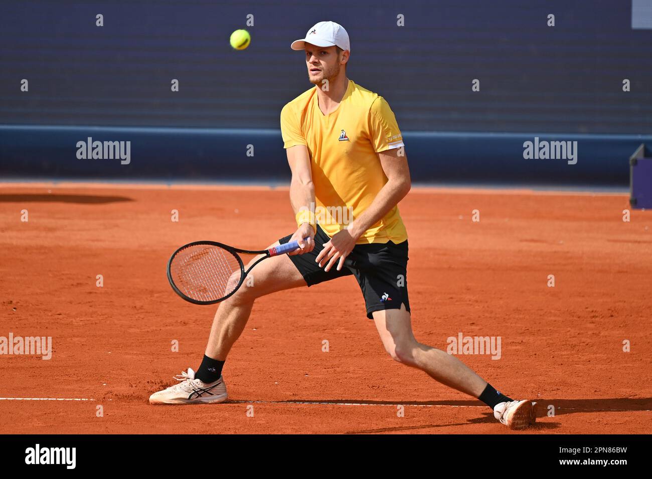 Munich, Deutschland. 17th Apr, 2023. Yannick HANFMANN (GER) action ...