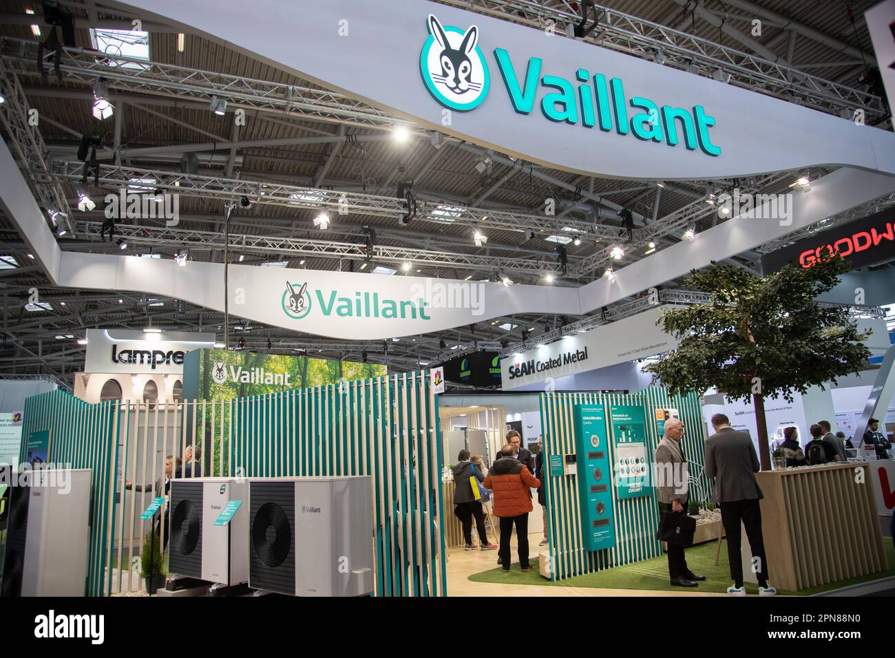 Munich, Germany. 17th Apr, 2023. Vaillant Wärmepumpe bei der Bau, der Weltleitmesse für ...
