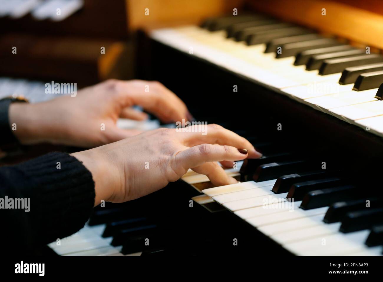 Playing on the keyboard hi-res stock photography and images - Alamy