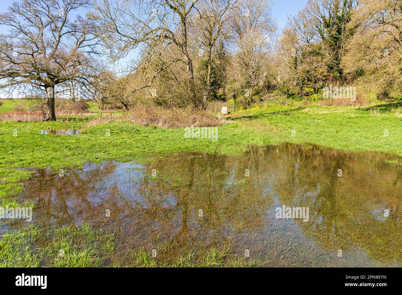 The Thames Path long distance walking trail at the source of the River ...