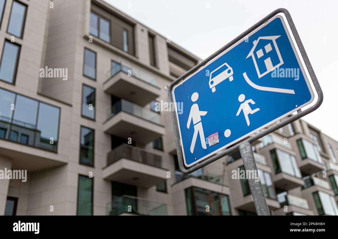 Schild sign signs sign signs signage feature icon photo sy hi-res stock ...