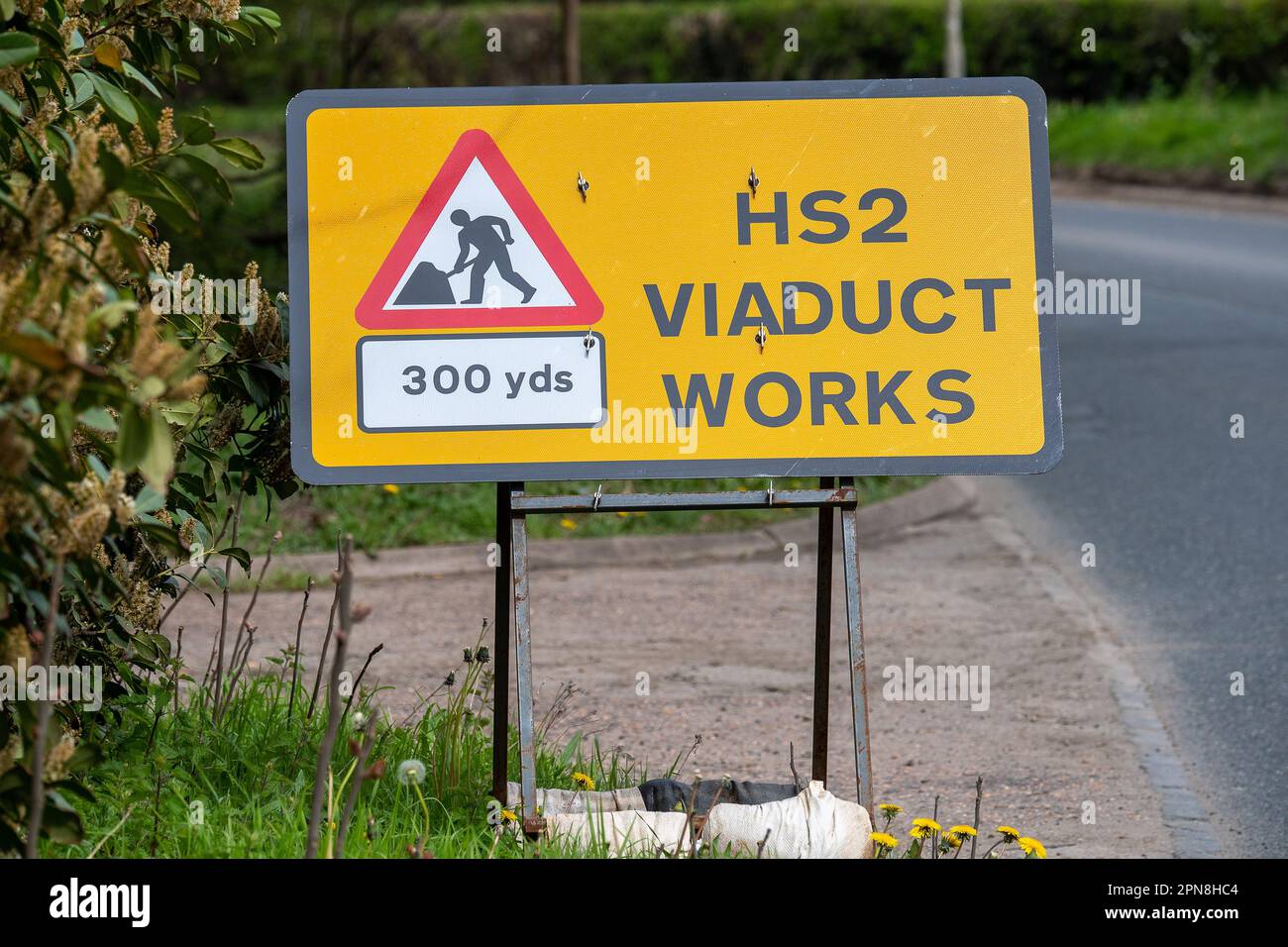 Hs2 viaduct works hi-res stock photography and images - Alamy