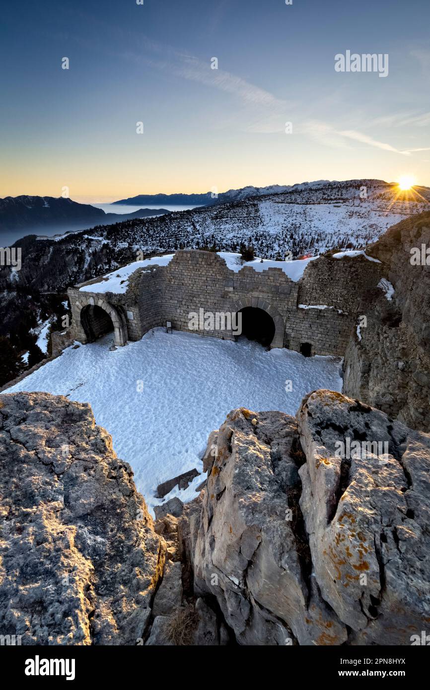 Mount campomolon hi-res stock photography and images - Alamy