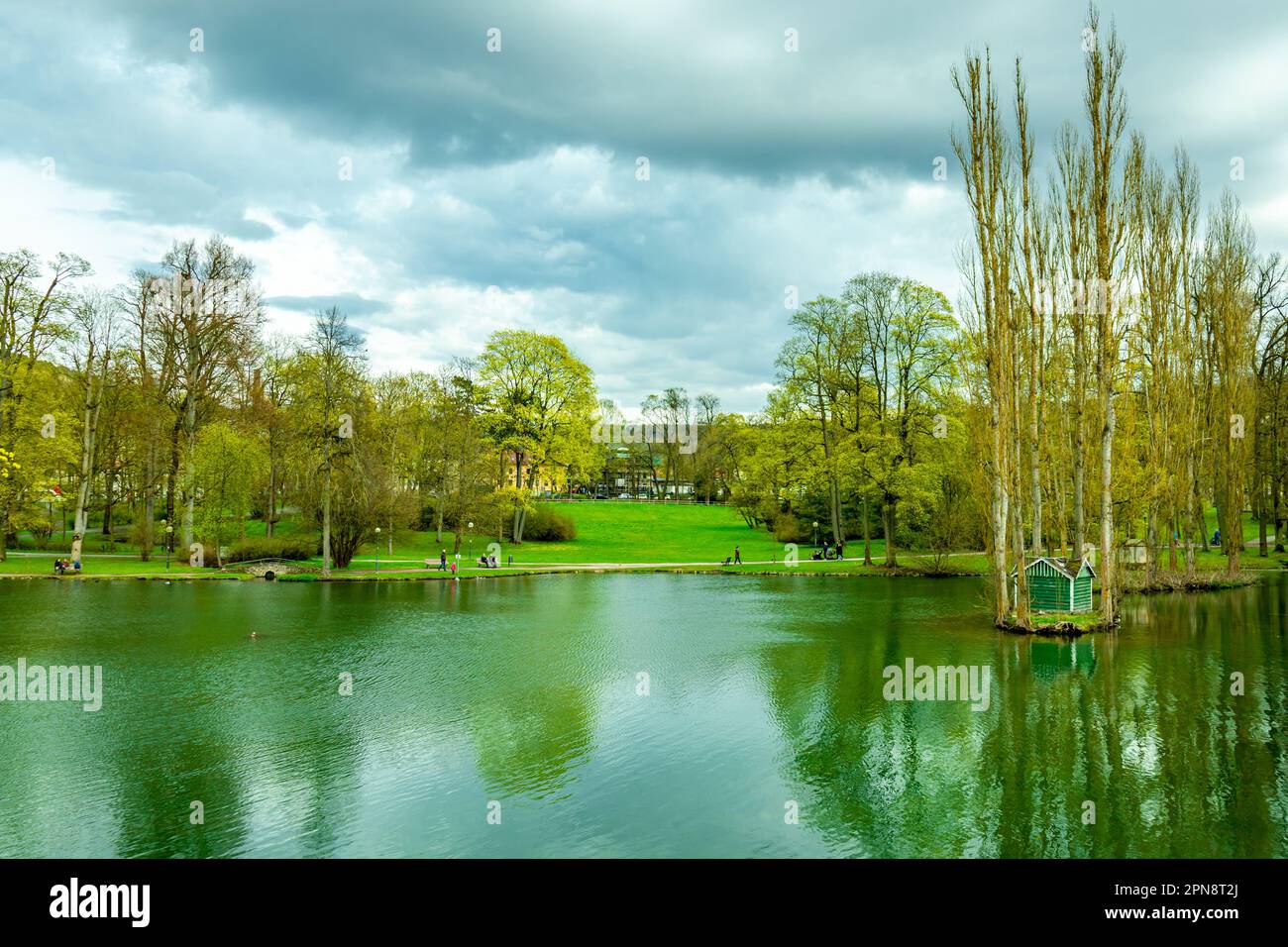 Spring hike through the wonderful theatre town of Meiningen - Thuringia ...