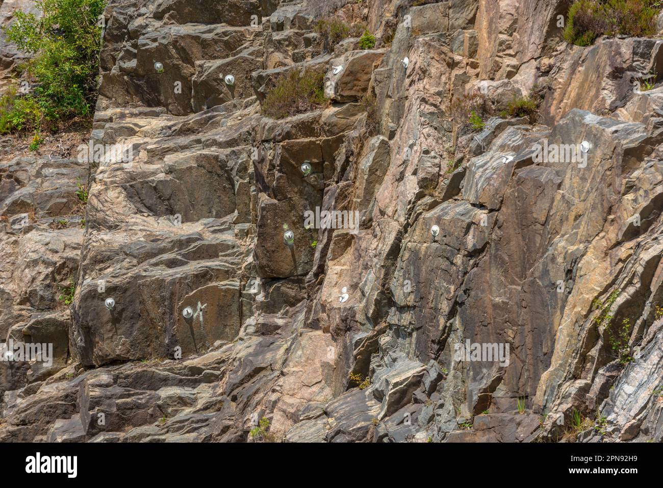 Climbing loose rock hi-res stock photography and images - Alamy