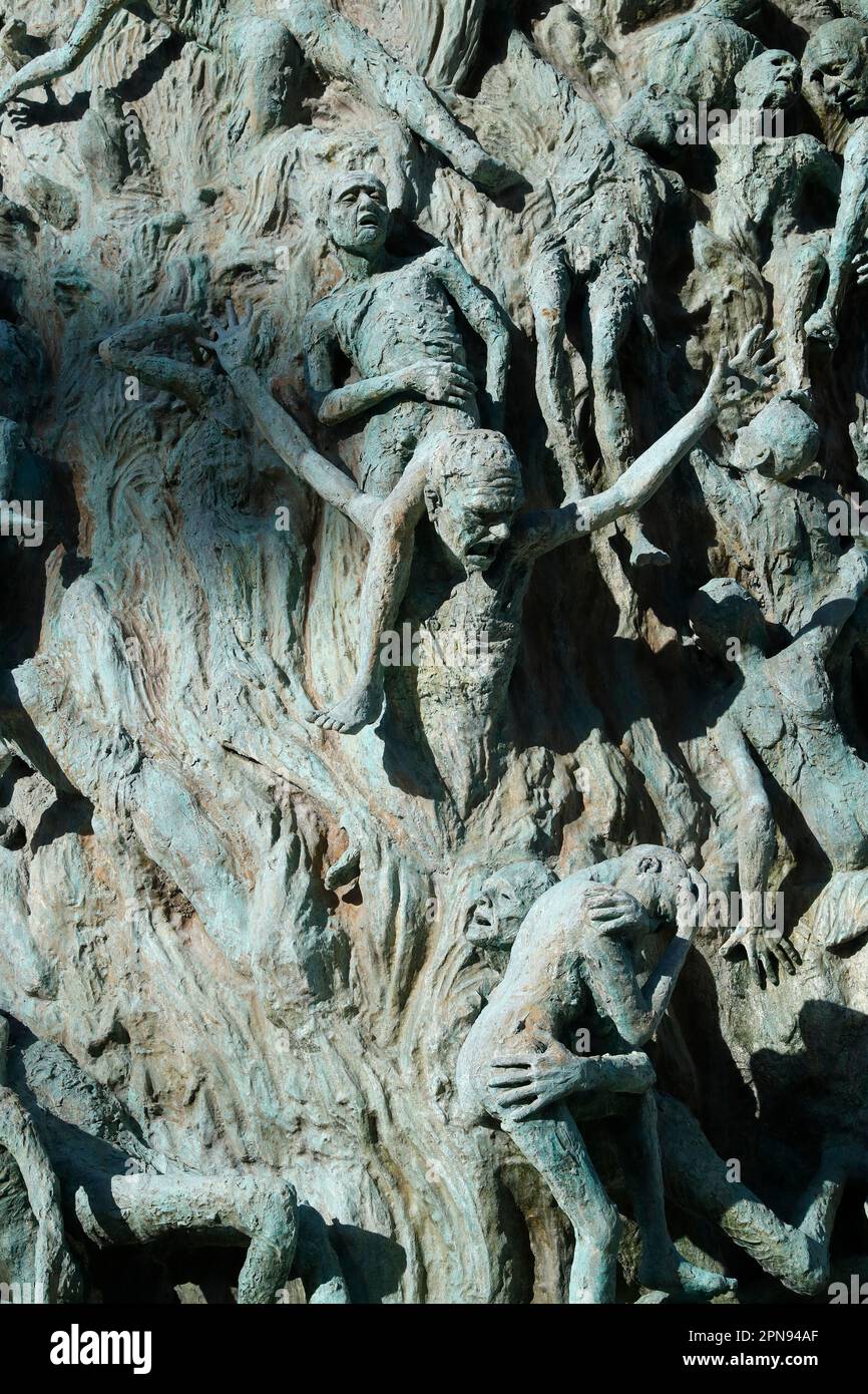 The Jewish Holocaust Memorial, designed by Kenneth Treister in memory ...