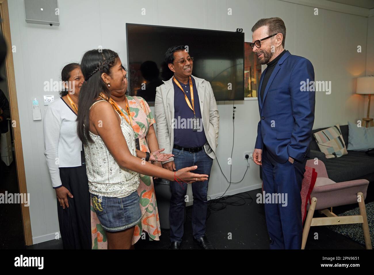 Josie Felix, the one millionth customer at ABBA Voyage, (second left ...