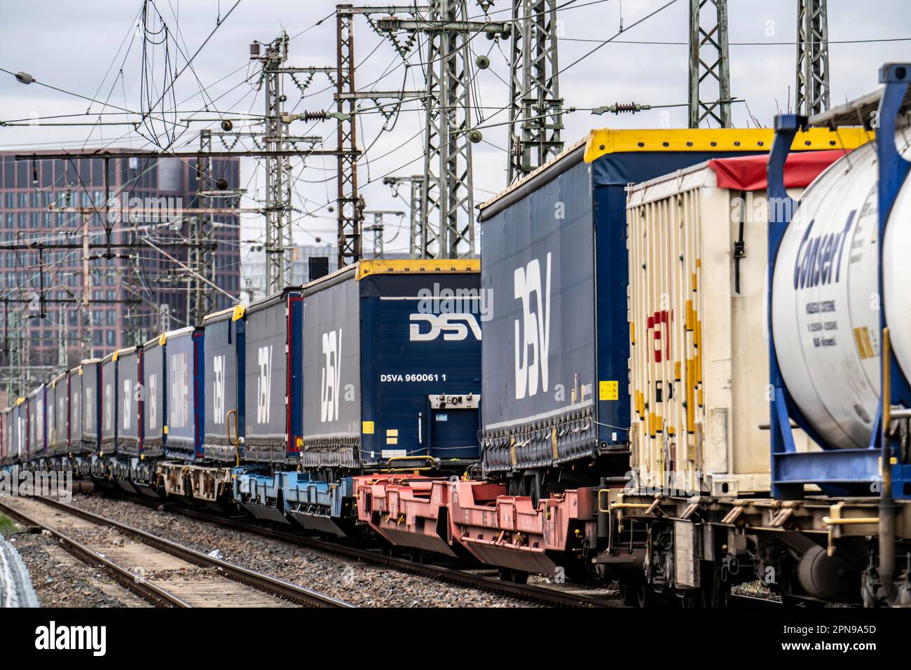 Goods train, on a track west of the main station of Frankfurt am Main ...