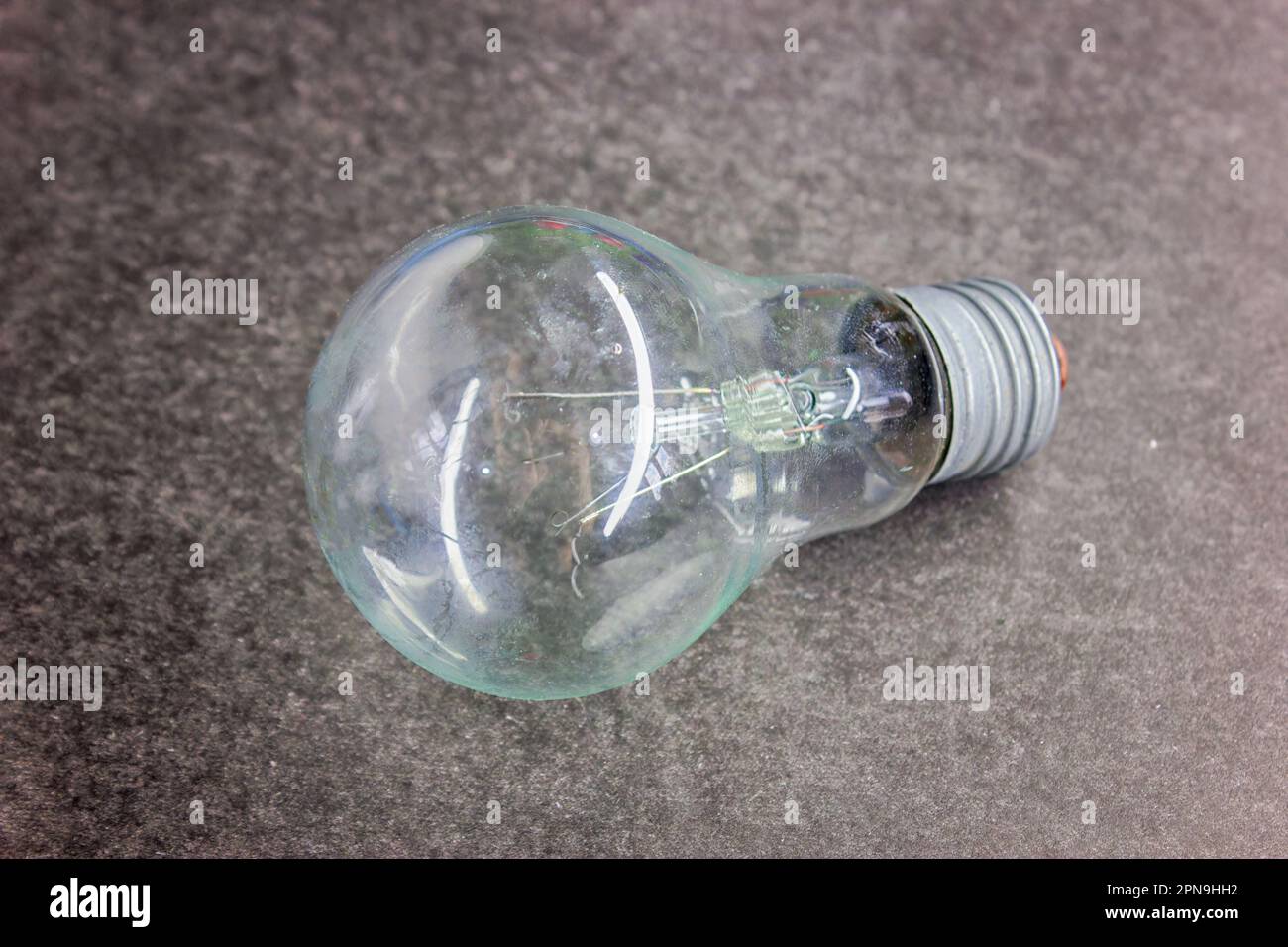Burnt out light bulb hi-res stock photography and images - Alamy