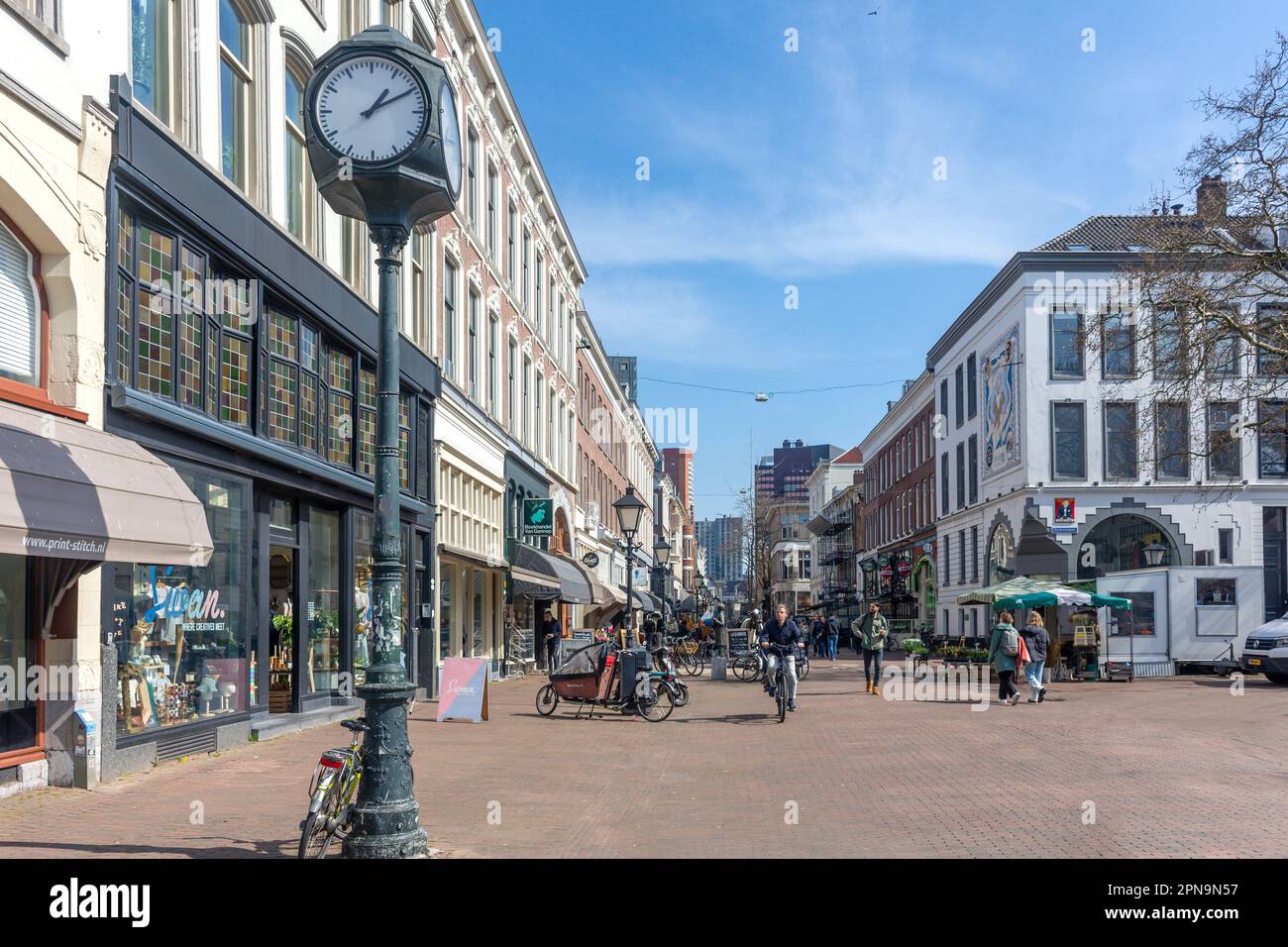 Oude Binnenweg (shopping street) from Eendrachtsplein, Rotterdam, South ...